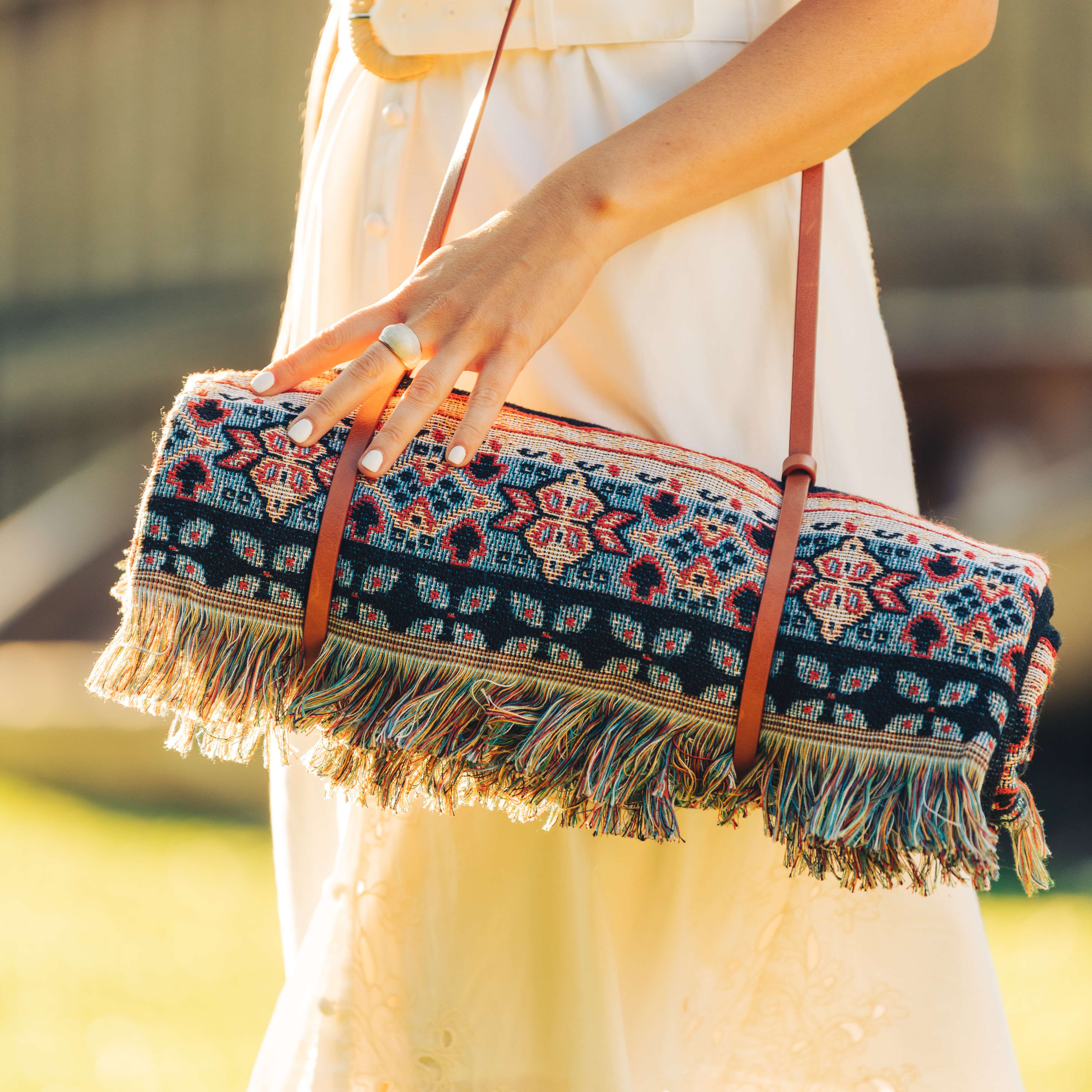 Ticket To Ride' Woven Cotton Throw Rug Picnic Blanket – Hendeer